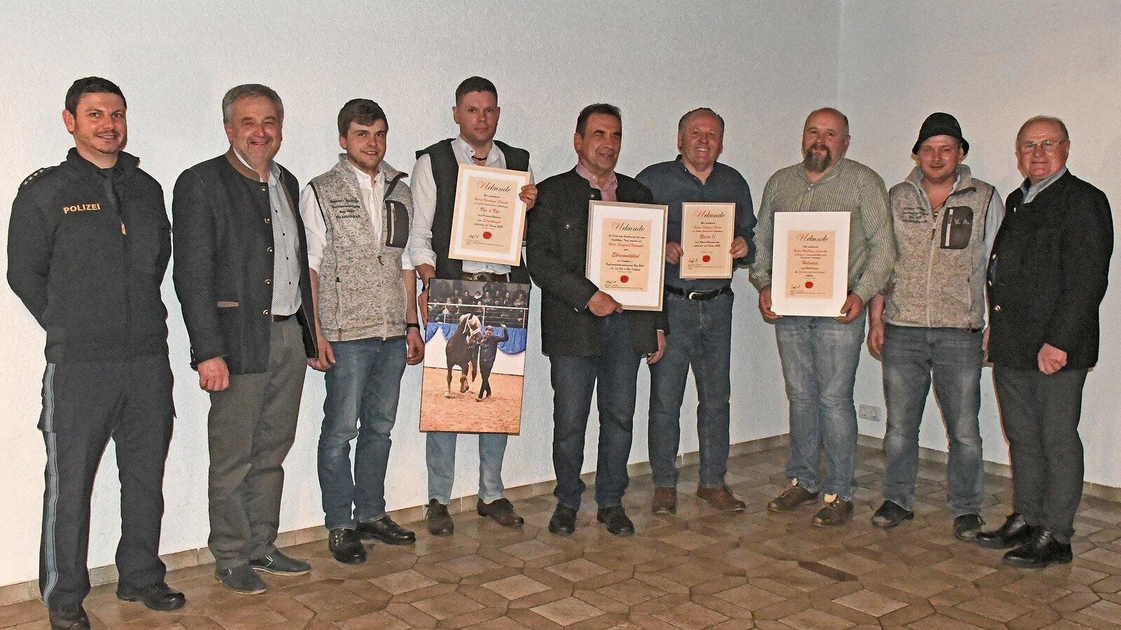 Zugleistung: Kötztinger Rosserer achten noch mehr auf den Tierschutz