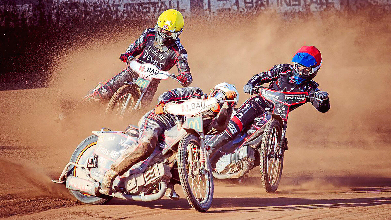 Landshut Devils rutschen nach Regen-Chaos und Pleite in Gniezno aus den ...