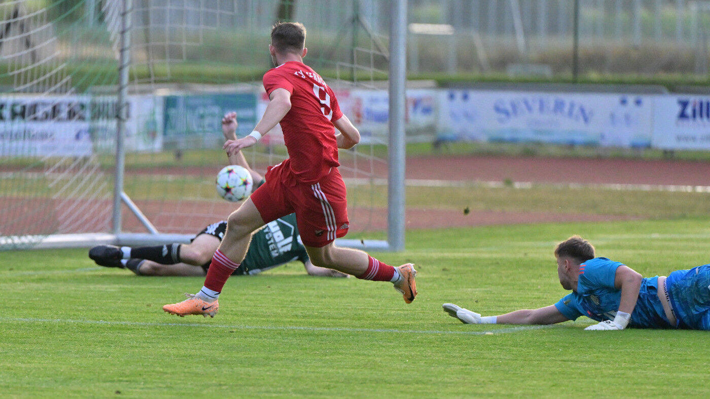 Osterhofen verliert in doppelter Unterzahl das Derby gegen Seebach