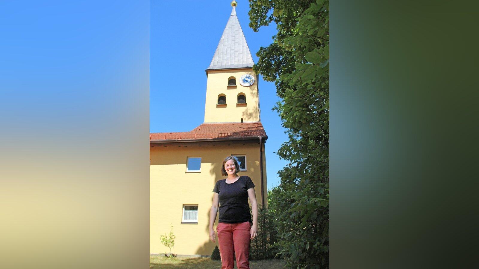 Rodinger Pastorin Lisa Hacker zieht erste Bilanz