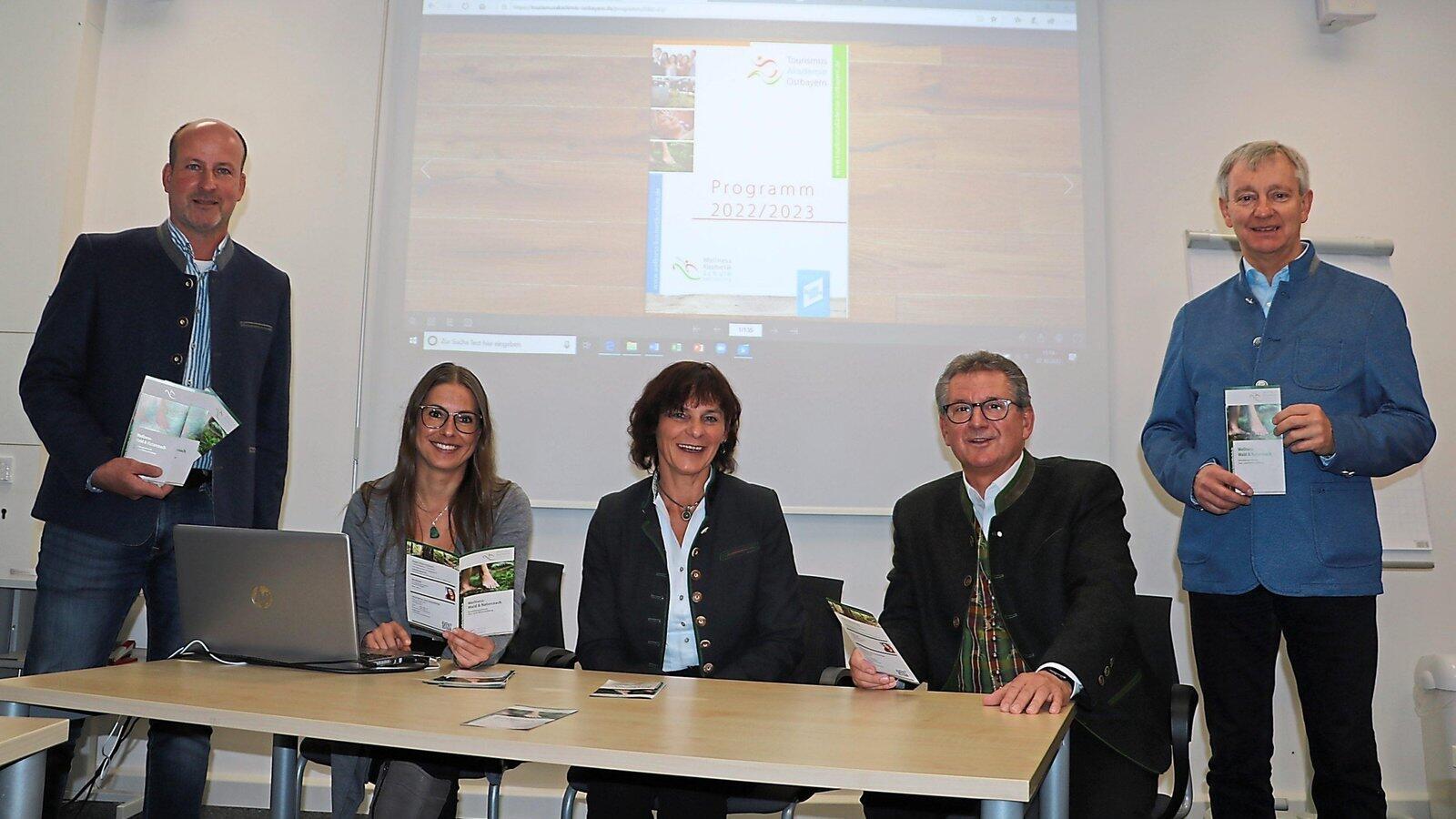 Neues Kursprogramm gibt's digital