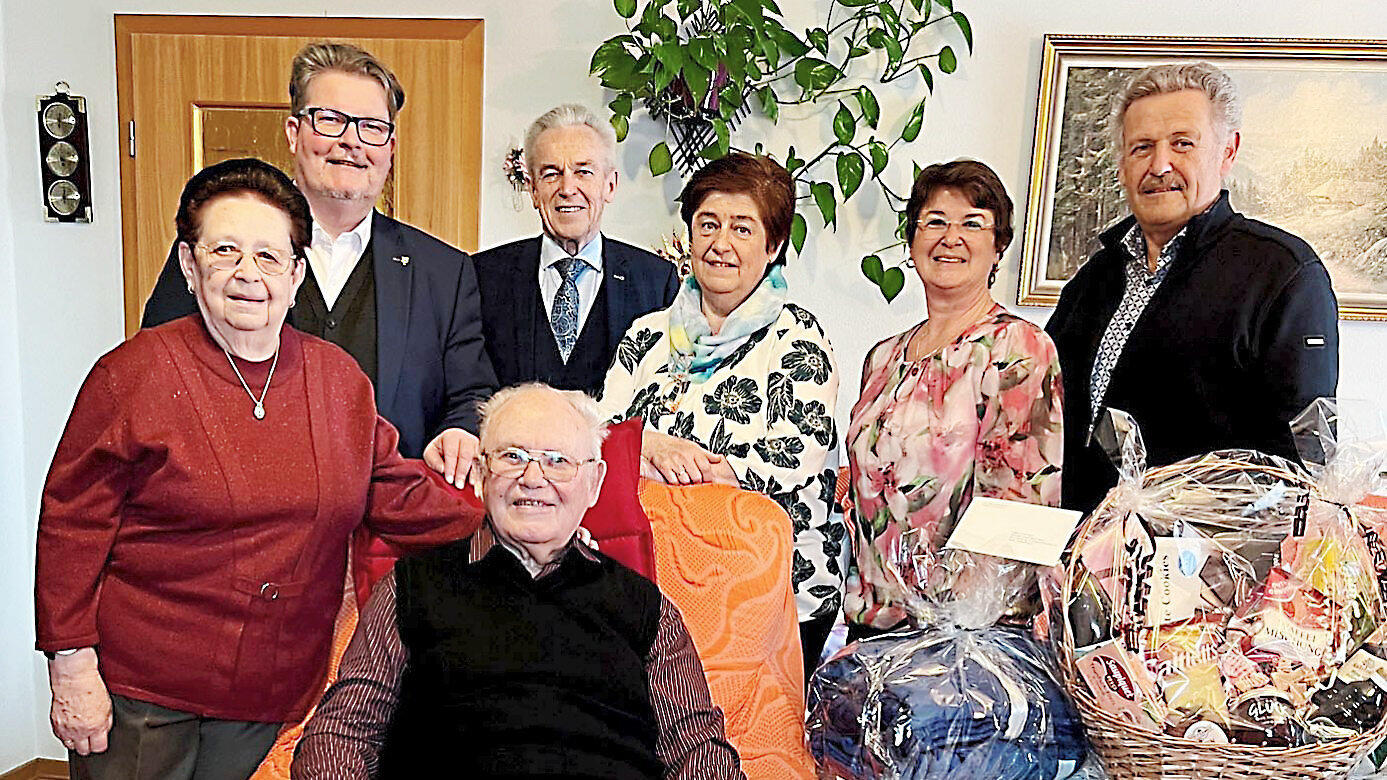 Seltenes Jubiläum: Ehepaar Kloos aus Essenbach feiert Eiserne Hochzeit