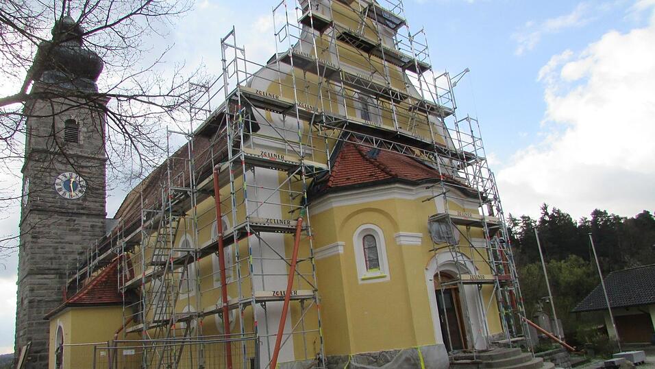 Patersdorfer Pfarrkirche erstrahlt in neuem Glanz