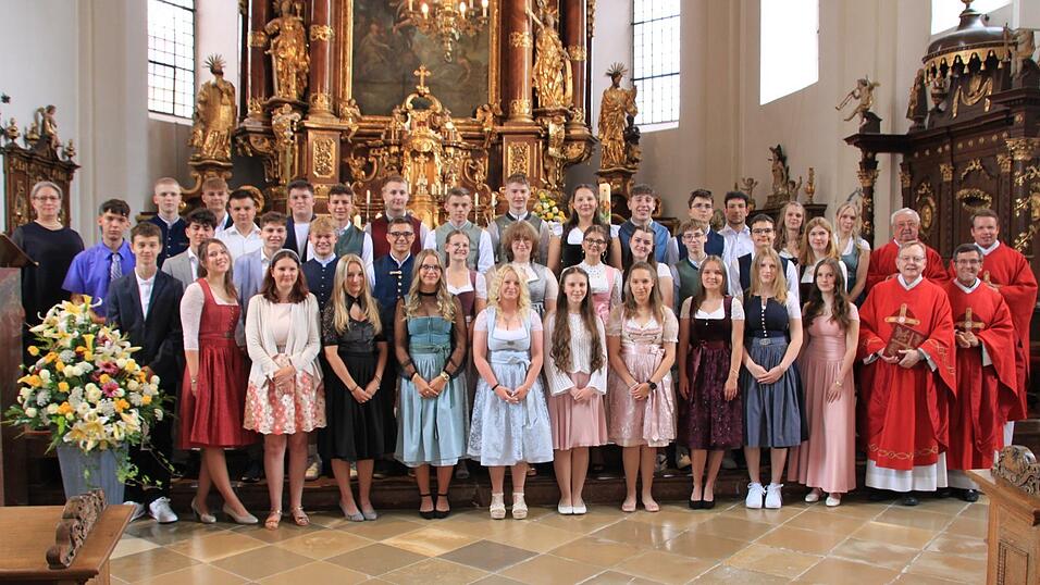 37 junge Christen entschieden sich in Landau für die Firmung