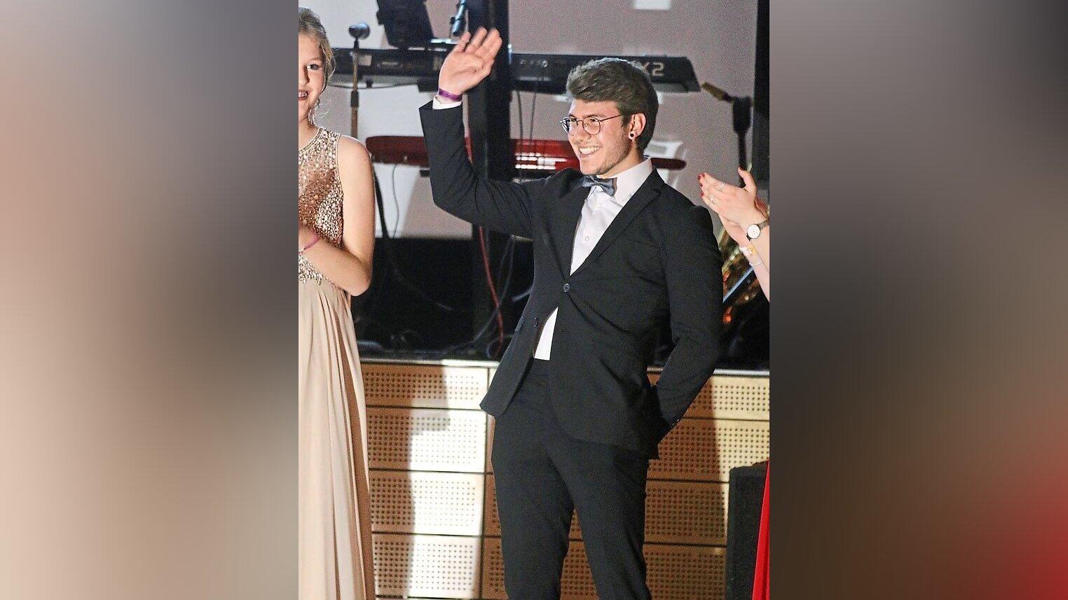 Kolpingsfamilie begeistert Auer Ballbesucher