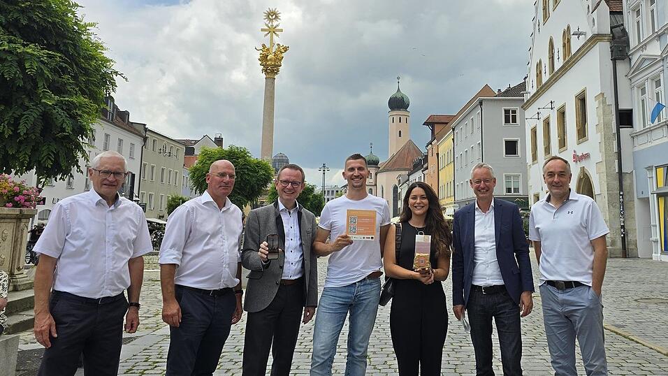 'Goldener Weg' führt nun auch digital durch die Straubinger Innenstadt