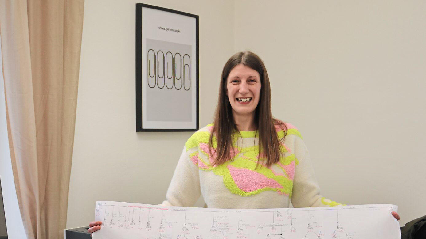 Die Straubingerin Lisa Schuster eröffnet täglich Testamente