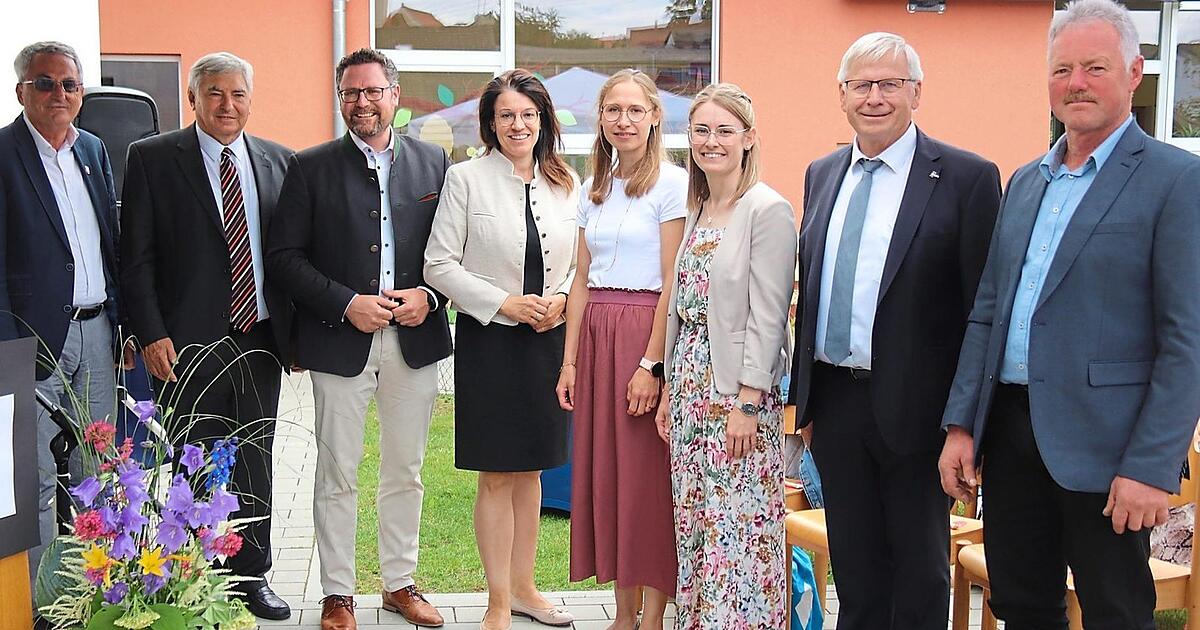 Treffelsteiner Kinderkrippe 'Kleine Funkelsterne' erhält Segen