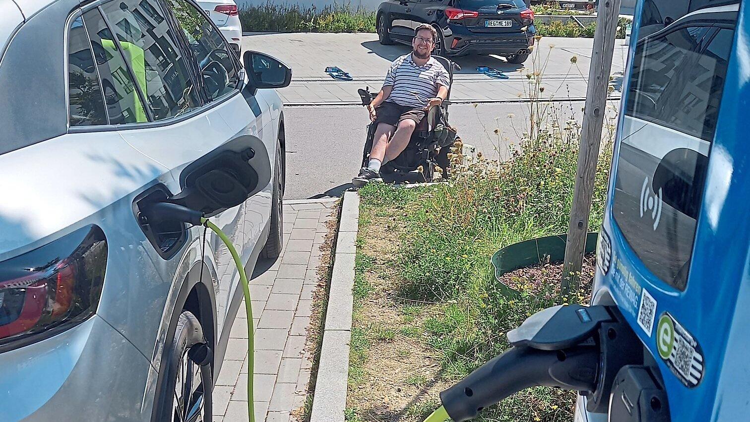 Inklusionsbeauftragter: Regensburger E-Ladesäulen oft nicht barrierefrei
