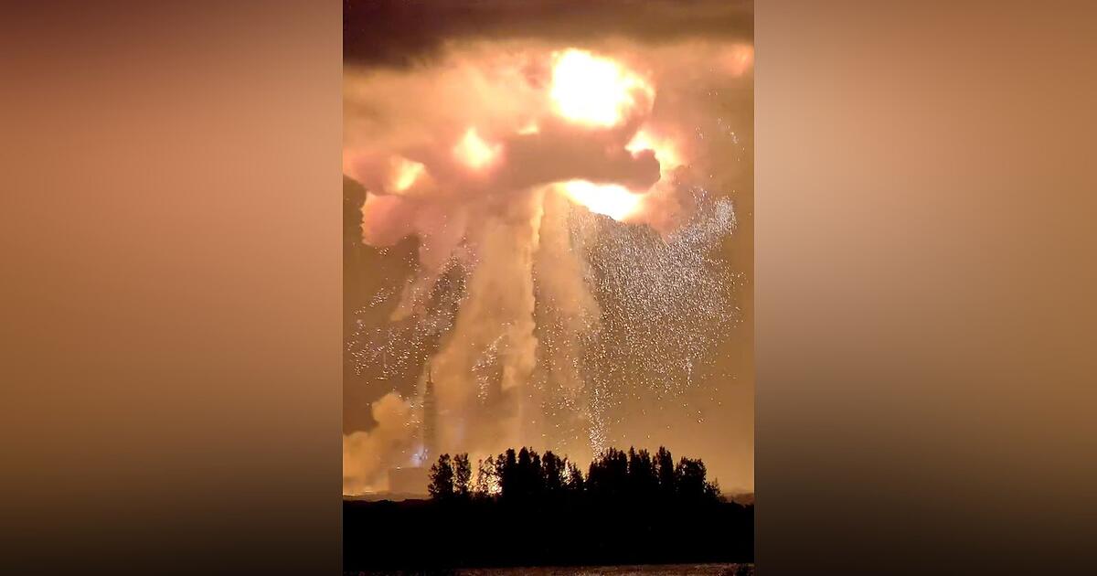 Feuerball: Bezos-Rakete explodiert bei Test vor dem Start