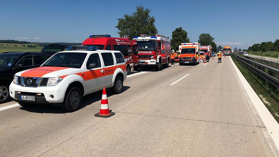 Schwerer Unfall zwischen Wörth an der Isar und Essenbach