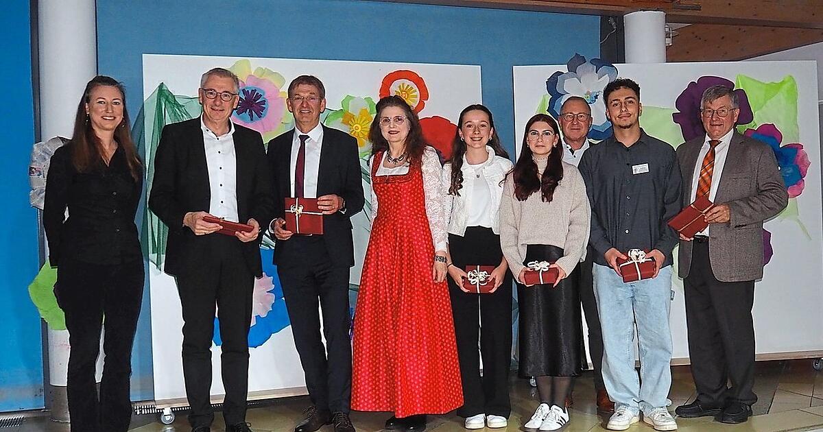 'Ich bin happy!': Amtseinführung von Schulleiterin Barbara Gagel