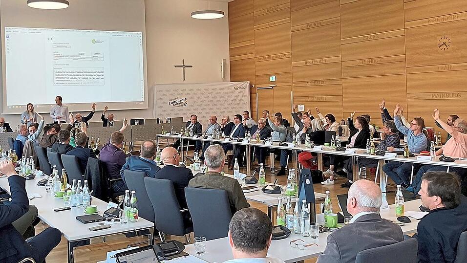 Kelheimer Landkreishaushalt unter Dach und Fach