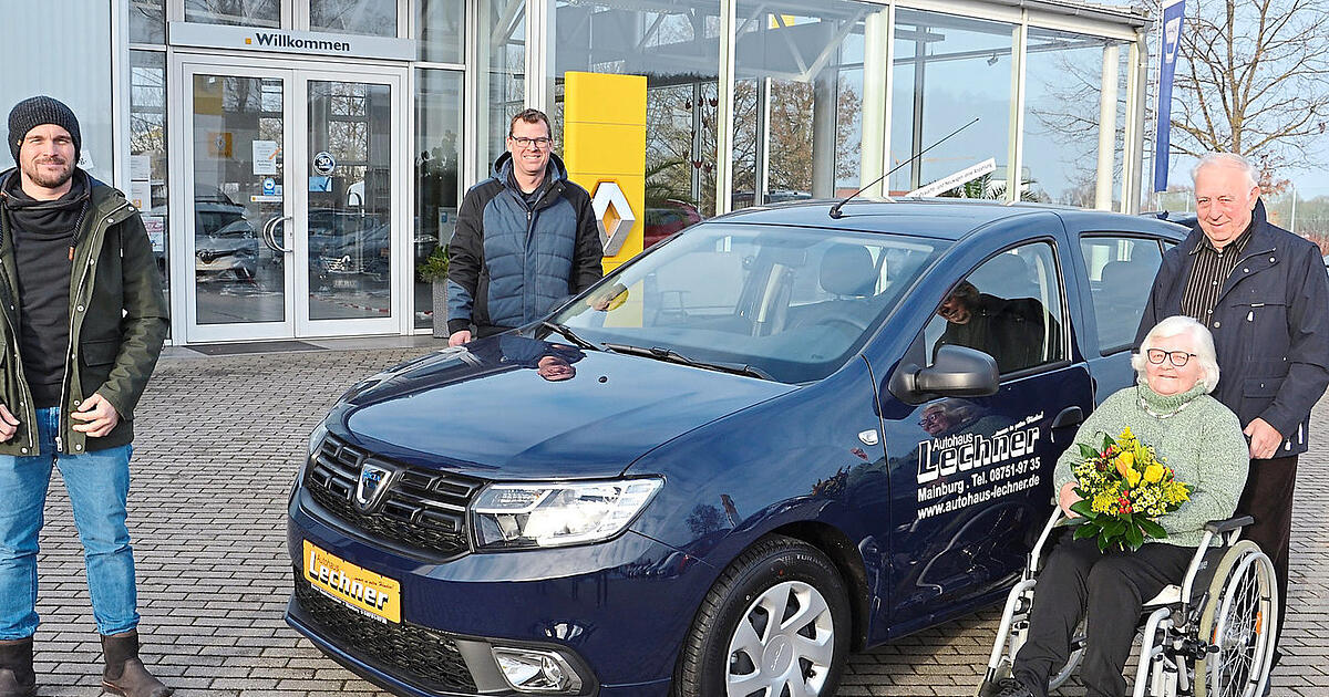 Maria Kellner aus Aufhausen zieht das große Los