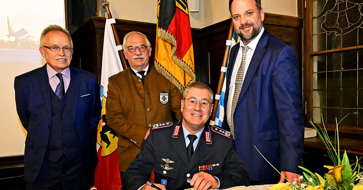 Oberst i. G. Roubal spricht in Freising über Schutz Deutschlands