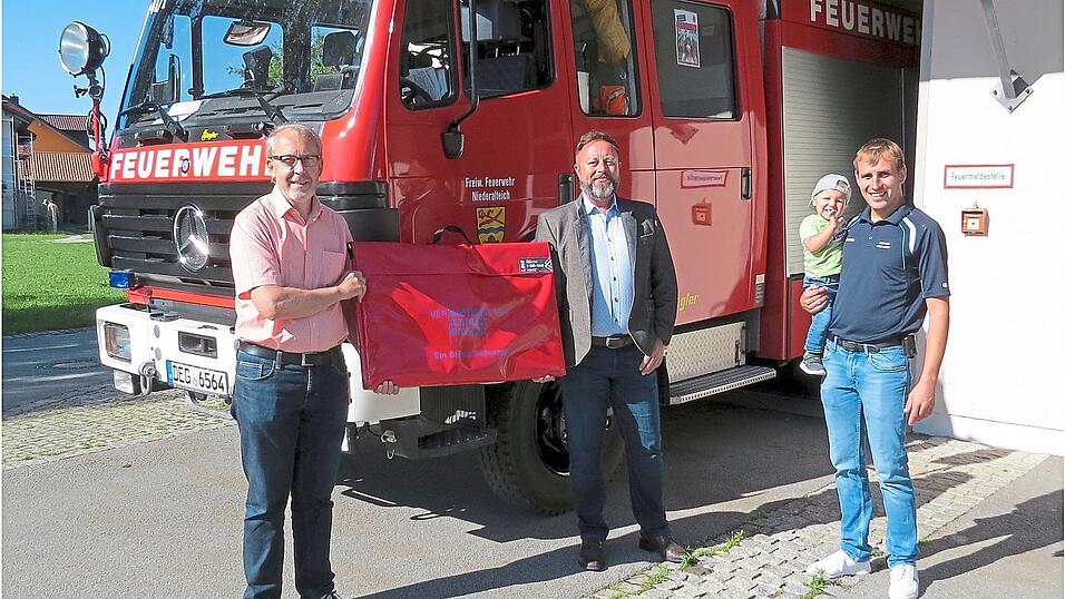 Mobiler Rauchverschluss für FFW Niederalteich