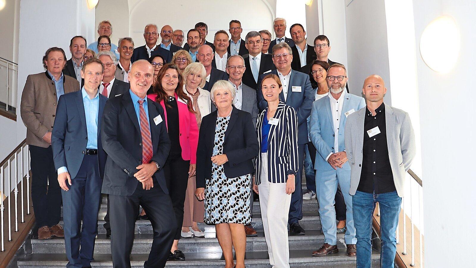 Oberer Gutachterausschuss verabschiedet 'Gründungsvater' Maximilian Karl