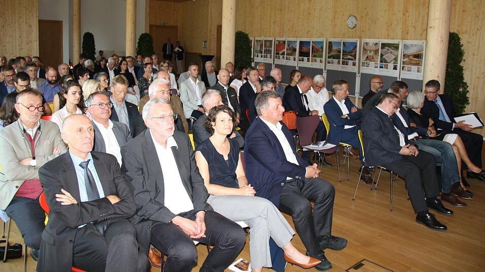 Holzbaupreis im Straubinger Nawareum verliehen