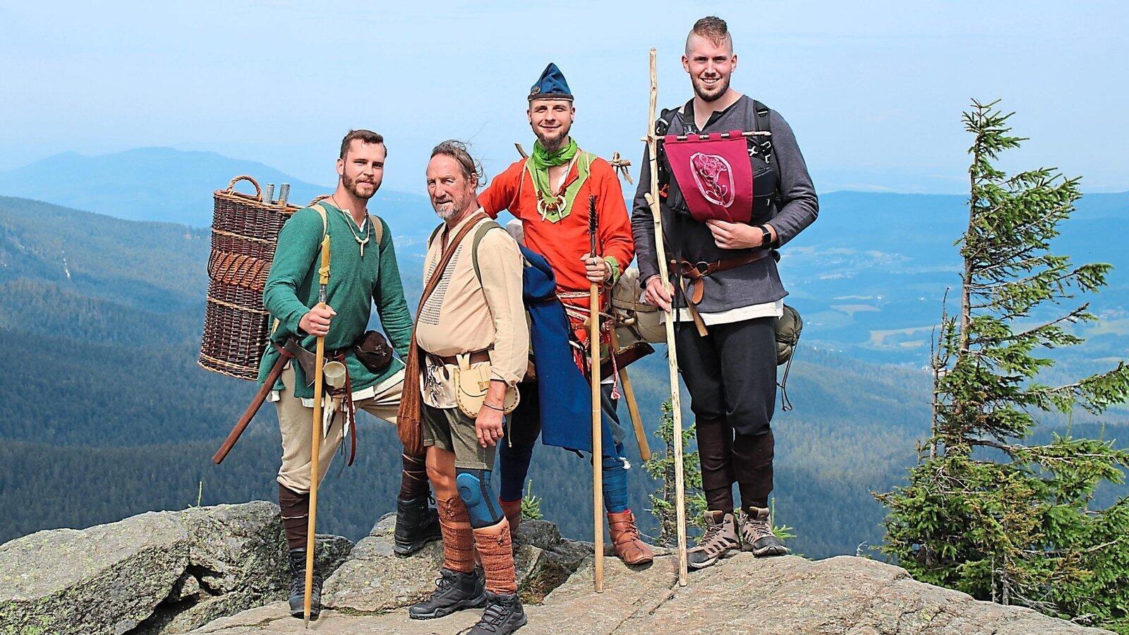 Mittelalterlich über die zwölf Tausender