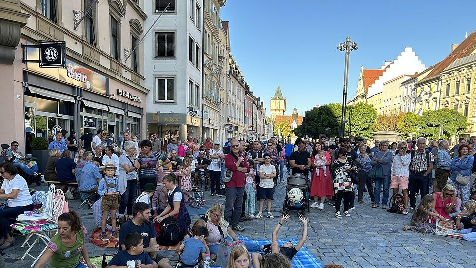 Die Bilder vom Volksfest-Tribünenfest in Straubing
