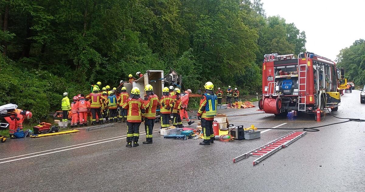 B299 bei Landshut nach Unfall fast sechs Stunden gesperrt