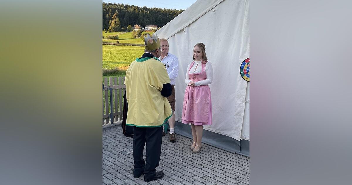 100-Jähriges der KuRK Chamerau: Julia Raab ist Festdame