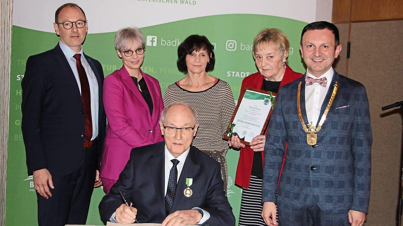 Rudolf Kraus erhält Bürgermedaille der Stadt