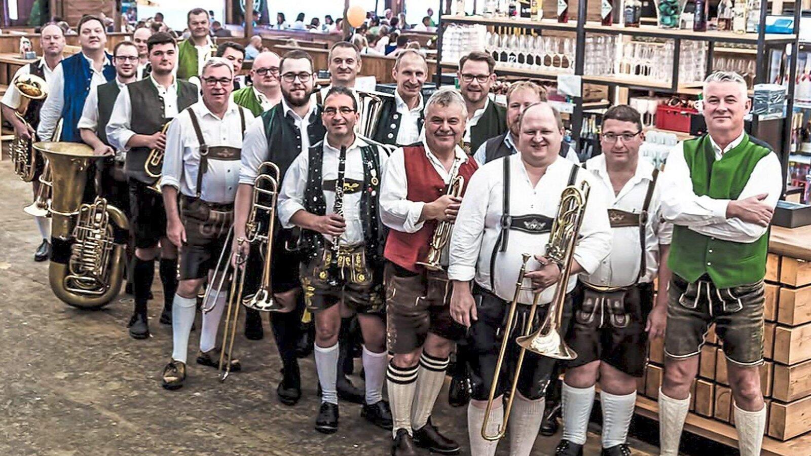 25 Jahre Straubinger Volksfestmusikanten
