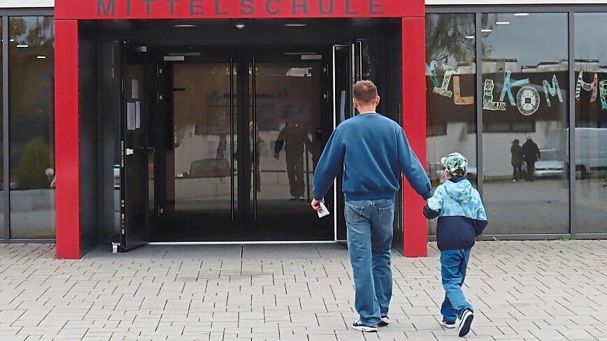 Ein gemeinsamer Wahlstandort in Viechtach zur Europawahl