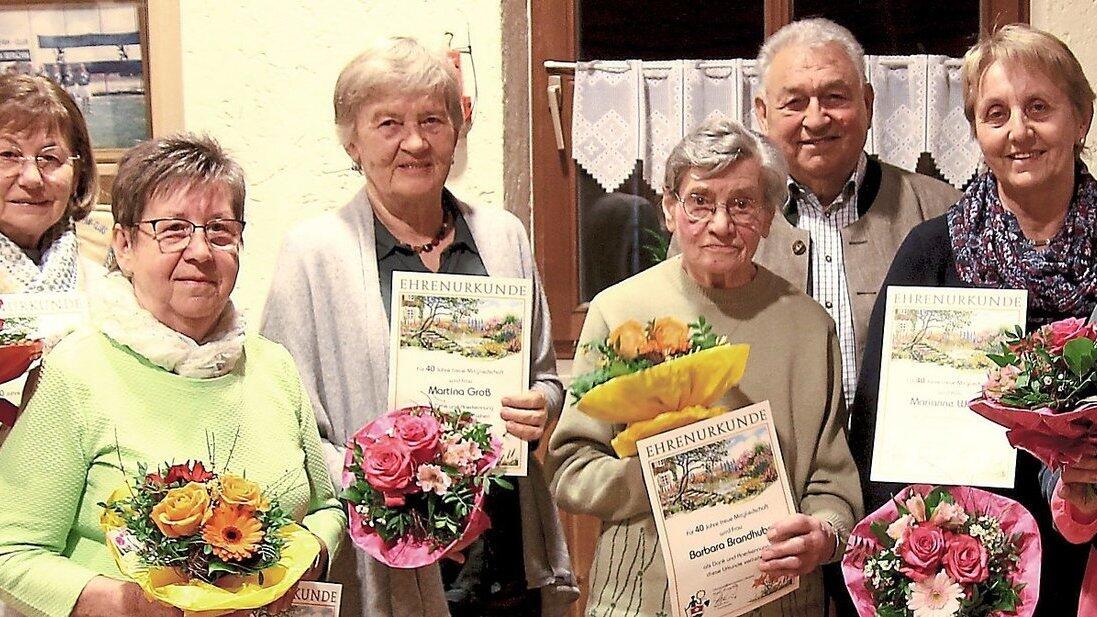 Ortsverschönerungsverein Berglern setzt auf seine bewährte Führung