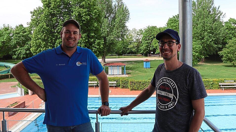 Einiges ist neu im Landauer Freibad, auch Bademeister Manuel Bertsch