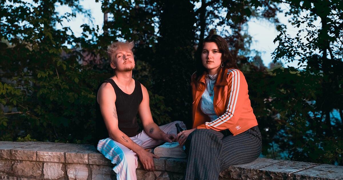 Start des Jugend-Podcasts „mies keck“ mit Laura Mies und Matthias Keck