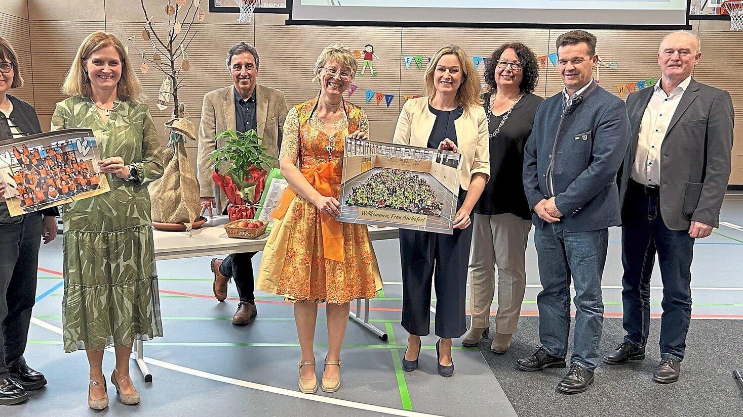 Tanja Anthofer ist nun offiziell Rektorin der Grundschule Altenmarkt