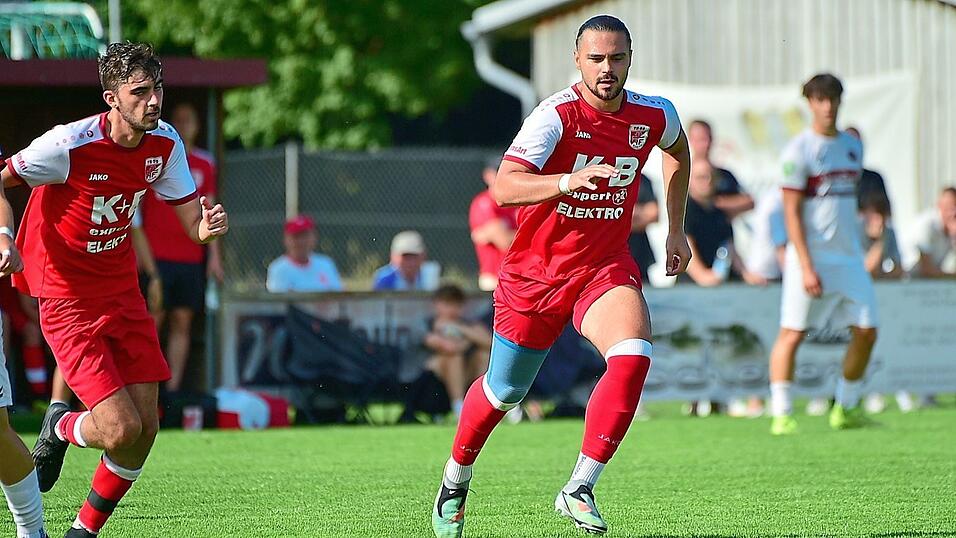 TB-Torjäger Almir Mujcinovic soll es in Tegernheim richten