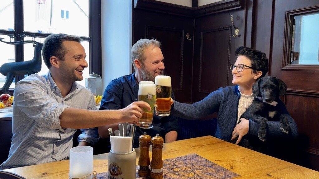 Warum die Pächter der Regensburger Arberhütte nach Schierling gehen