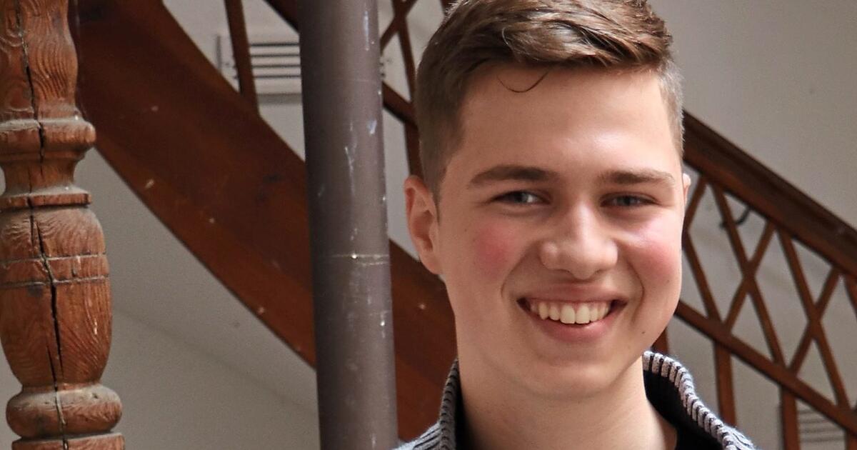 Paul Alavi aus Landshut holt eines der besten Abi-Zeugnisse in Bayern