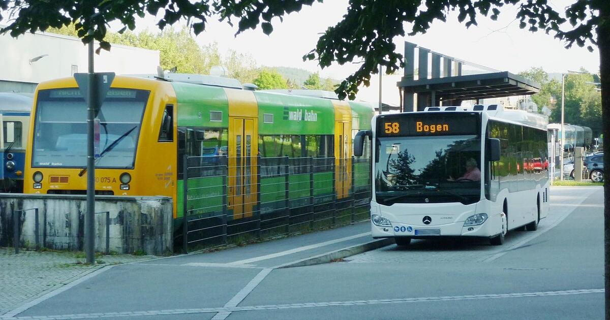 Beginnt die Tour in Sankt Englmar wirklich vor der Busankunft aus Bogen?