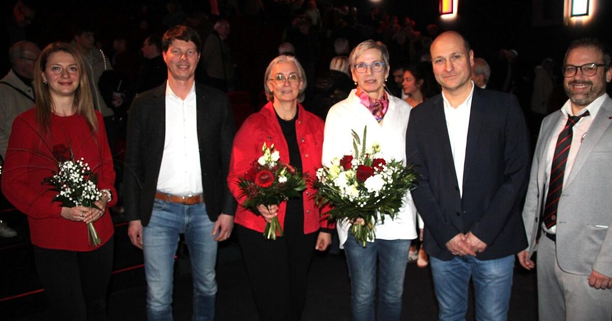 ASV Cham wählt neues Präsidium und ernennt vier Ehrenmitglieder
