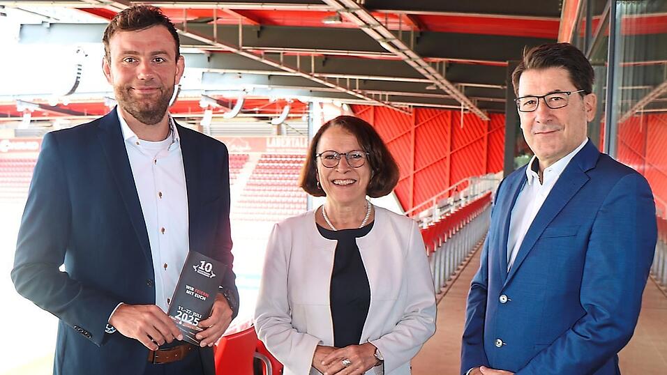 Zehn Jahre Regensburger Jahnstadion: Buntes Programm zum Jubiläum