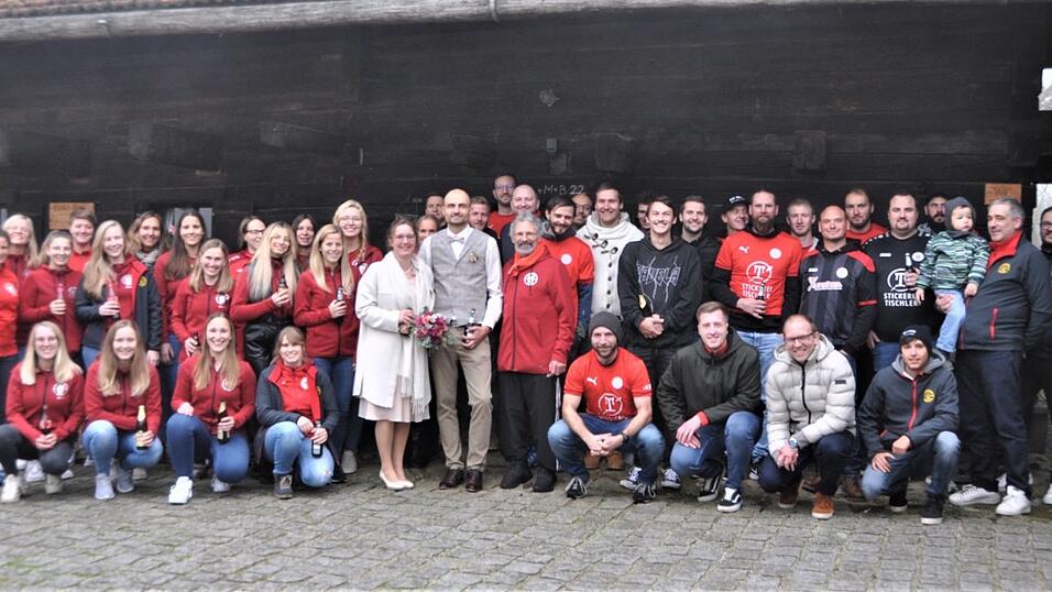 Lisa und Daniel geben sich das Ja-Wort