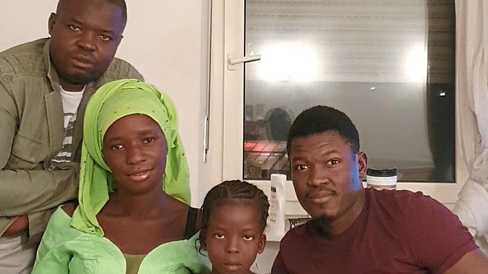 Isatou wird an der Speiseröhre operiert