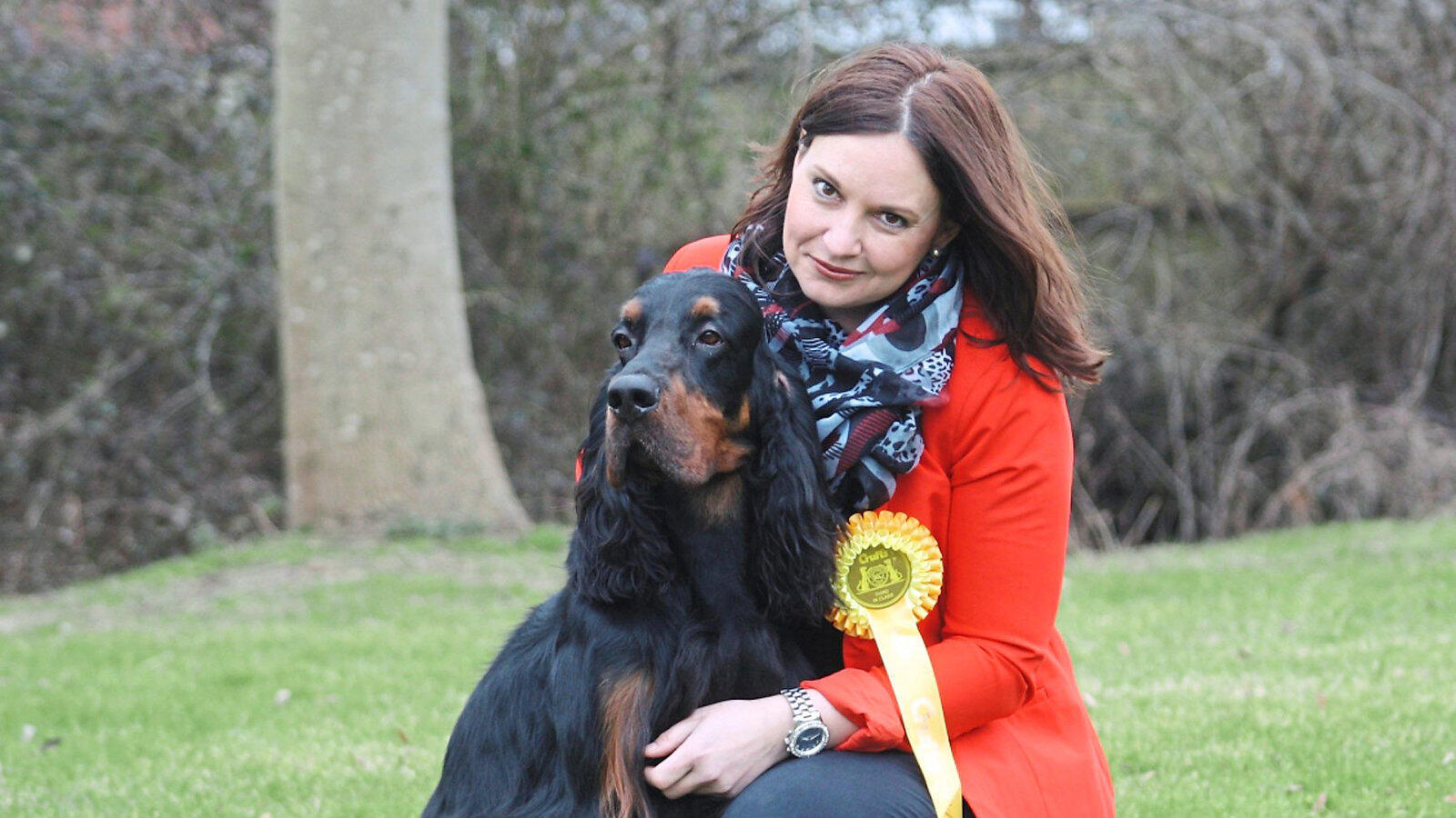 Neukirchnerin hat 'einen Vogel' für Hunde - und ist damit sehr erfolgreich