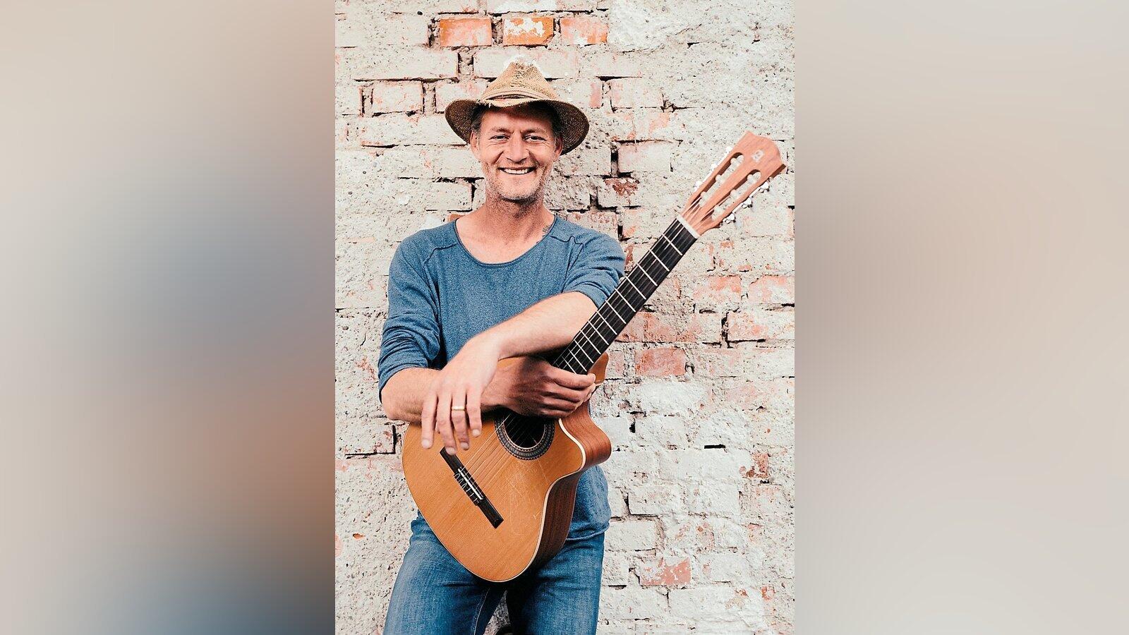 Musiker Christian Maier im Gespräch über den Kleinkunstmarkt