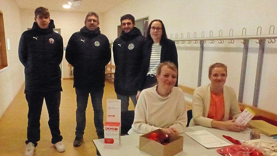 310 Personen kamen zum Typisieren an die Miltacher Schule