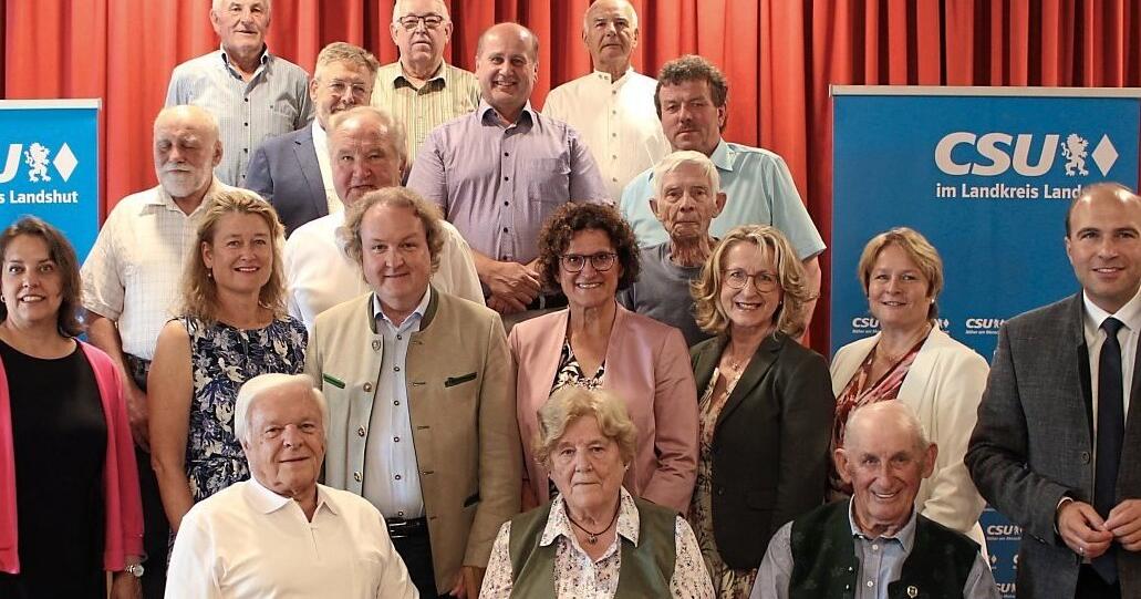 CSU im Landkreis ehrt Mitglieder für jahrzehntelange Treue zur Partei