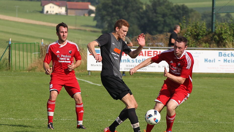 Neukirchen erkämpft sich ersten Landesliga-Punkt