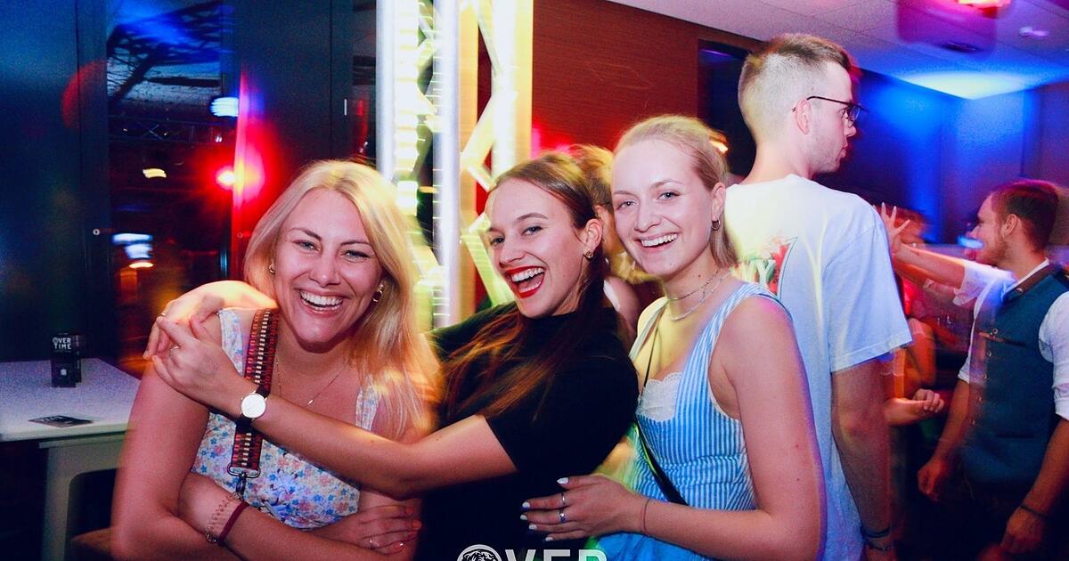 Die besten Bilder von der Warm-Up-Party im Overtime