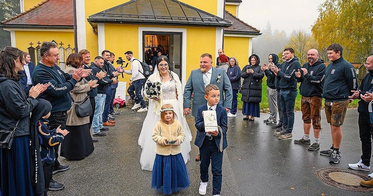 Laura und Jonas Schmid haben sich in Arrach das Jawort gegeben